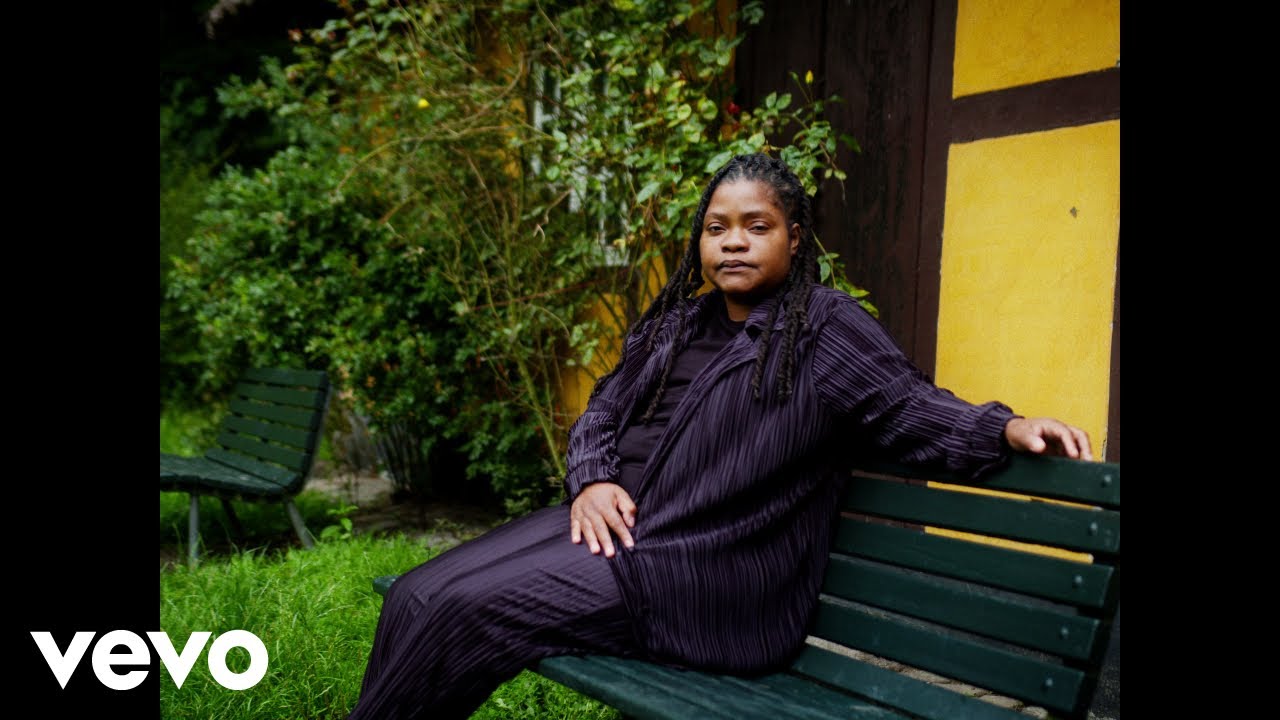 Aliah Sheffield - FEMMUSIC Magazine