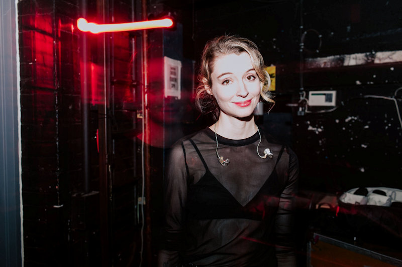 Emily Moore - FEMMUSIC Magazine